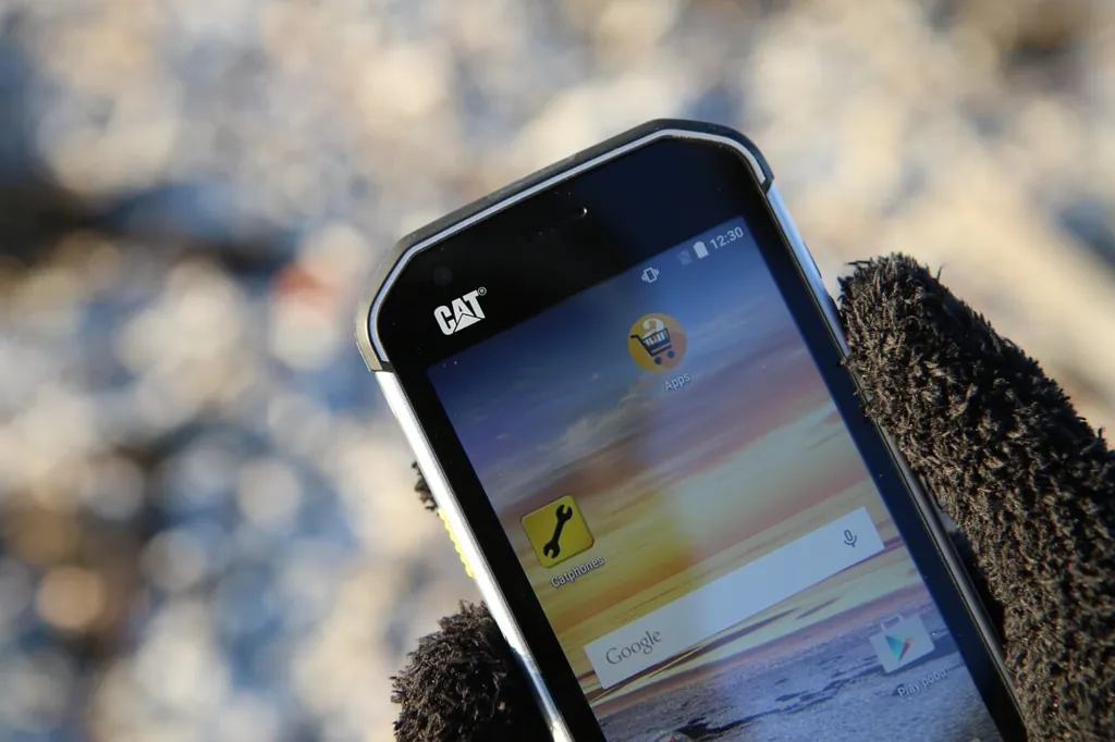 CAT mobiltelefon | Kjøp markedets tøffeste mobil | POWER - Power.no